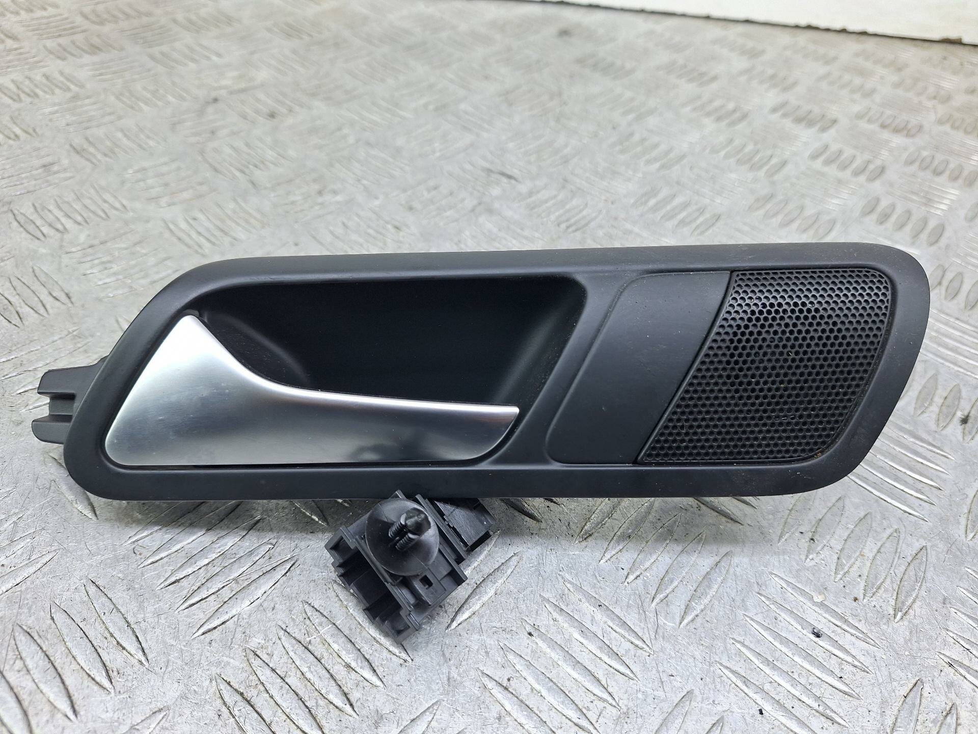 Ручка внутренняя двери задней левой Volkswagen Passat B6 2009 3C4839113