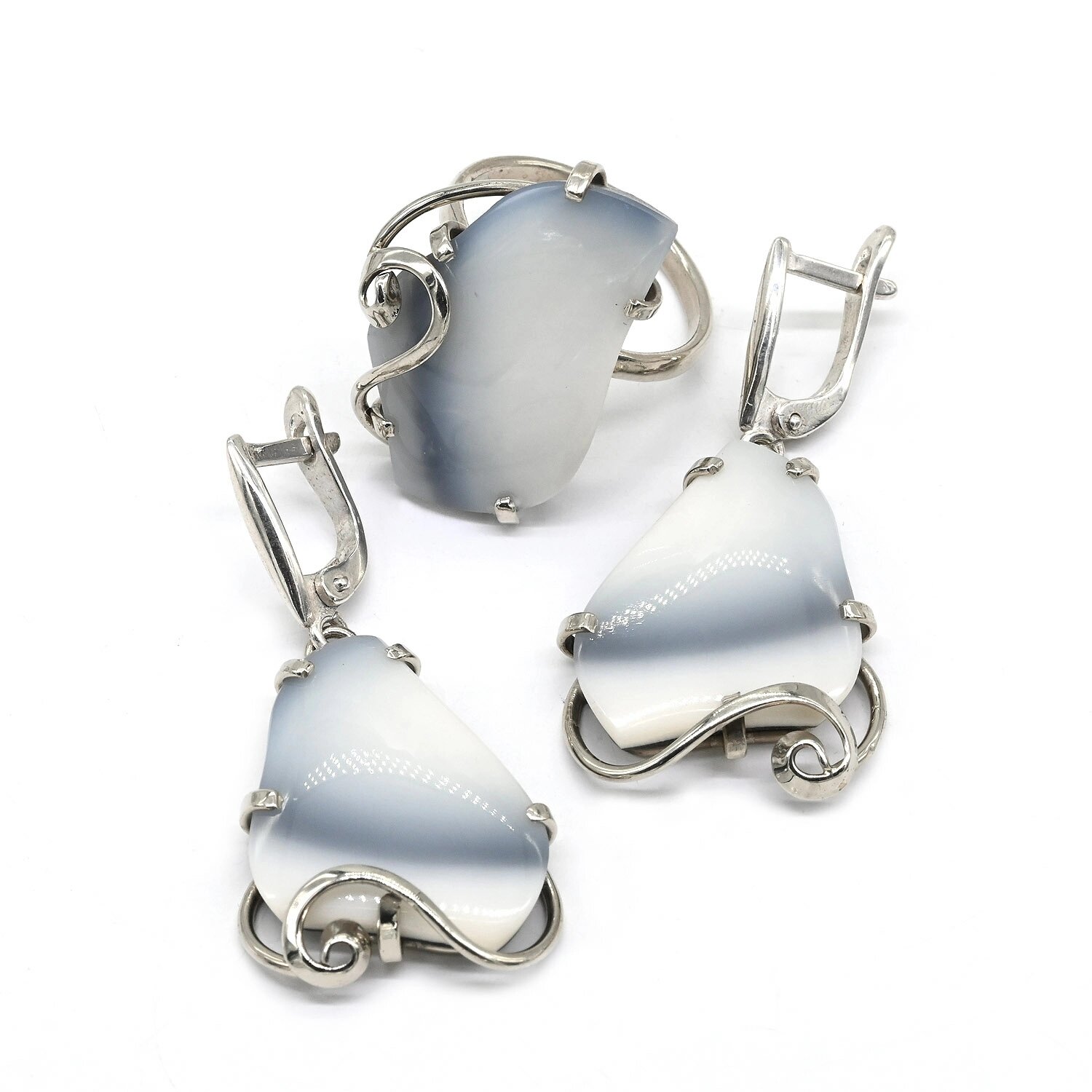 Комплект бижутерии: кольцо, серьги, кахолонг