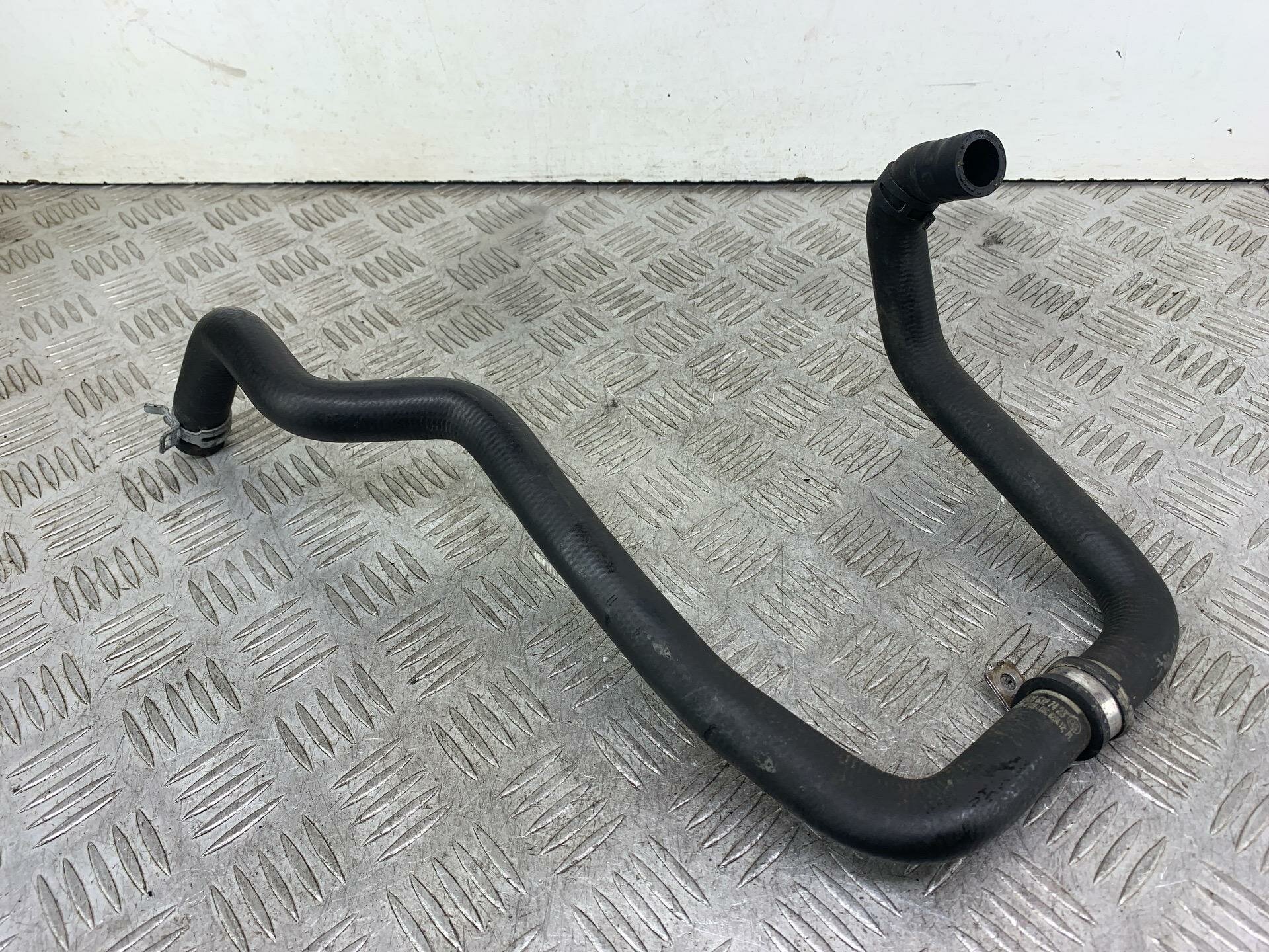 Патрубок отопителя (печки) Mercedes-Benz Sprinter W906 (2006 - 2014) A9068327423