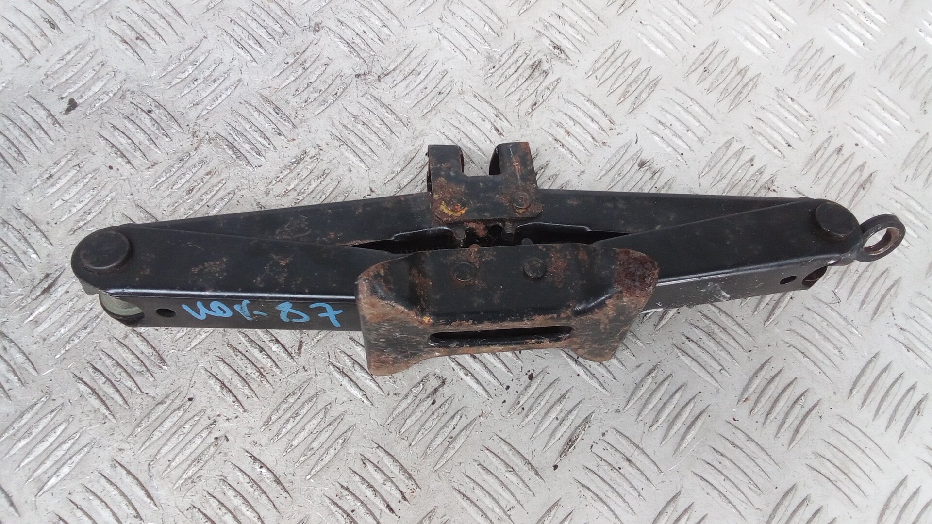 Домкрат TOYOTA AVENSIS T25