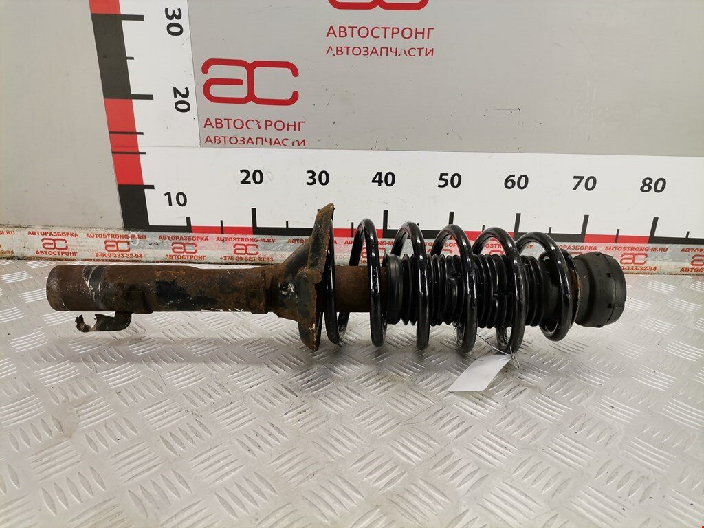 Стойка амортизатора переднего правого Volkswagen Bora(Jetta) 1J0413031BH арт. 1008437