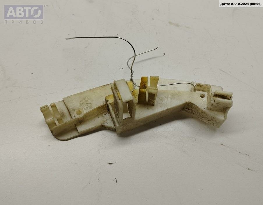 Кронштейн крепления Audi 80 B3 (1987-1992)