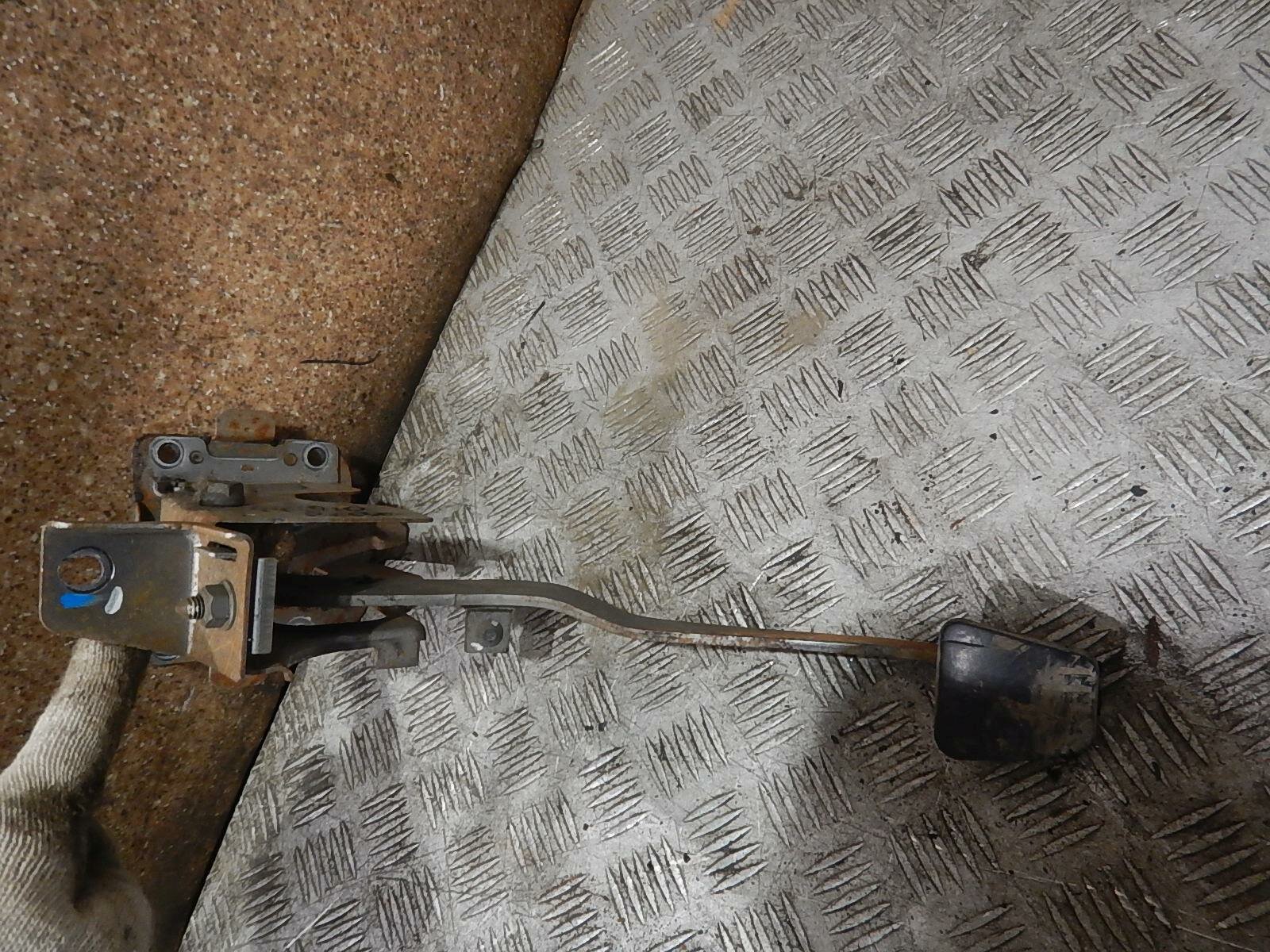 Б/У Педаль сцепления, Chevrolet (Шевроле)-REZZO (03-08) CHEVROLET REZZO (03-08) Без видимых повреждений. 447910 GENERAL ...