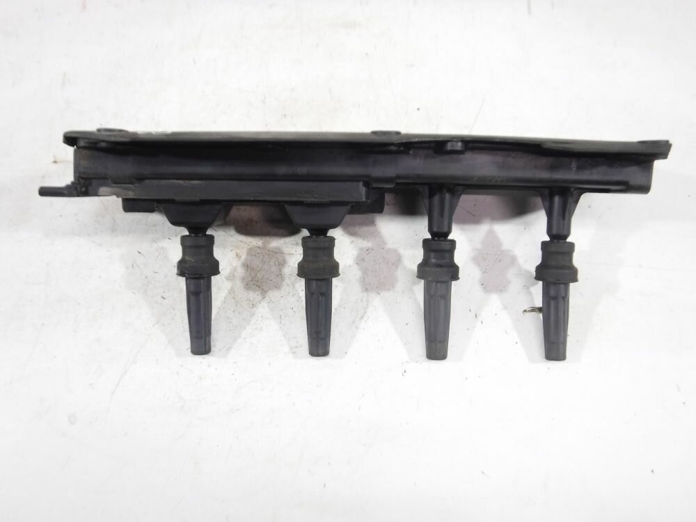 Катушка зажигания Peugeot 406