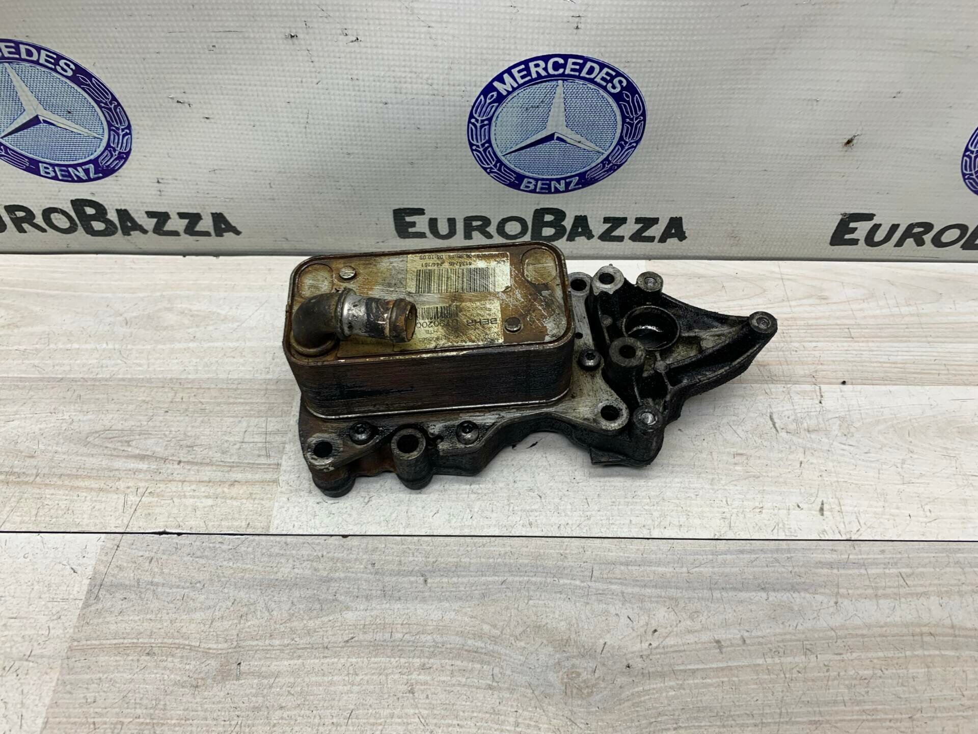 Крышка головки блока с радиатором Mercedes Om651 A6510100417