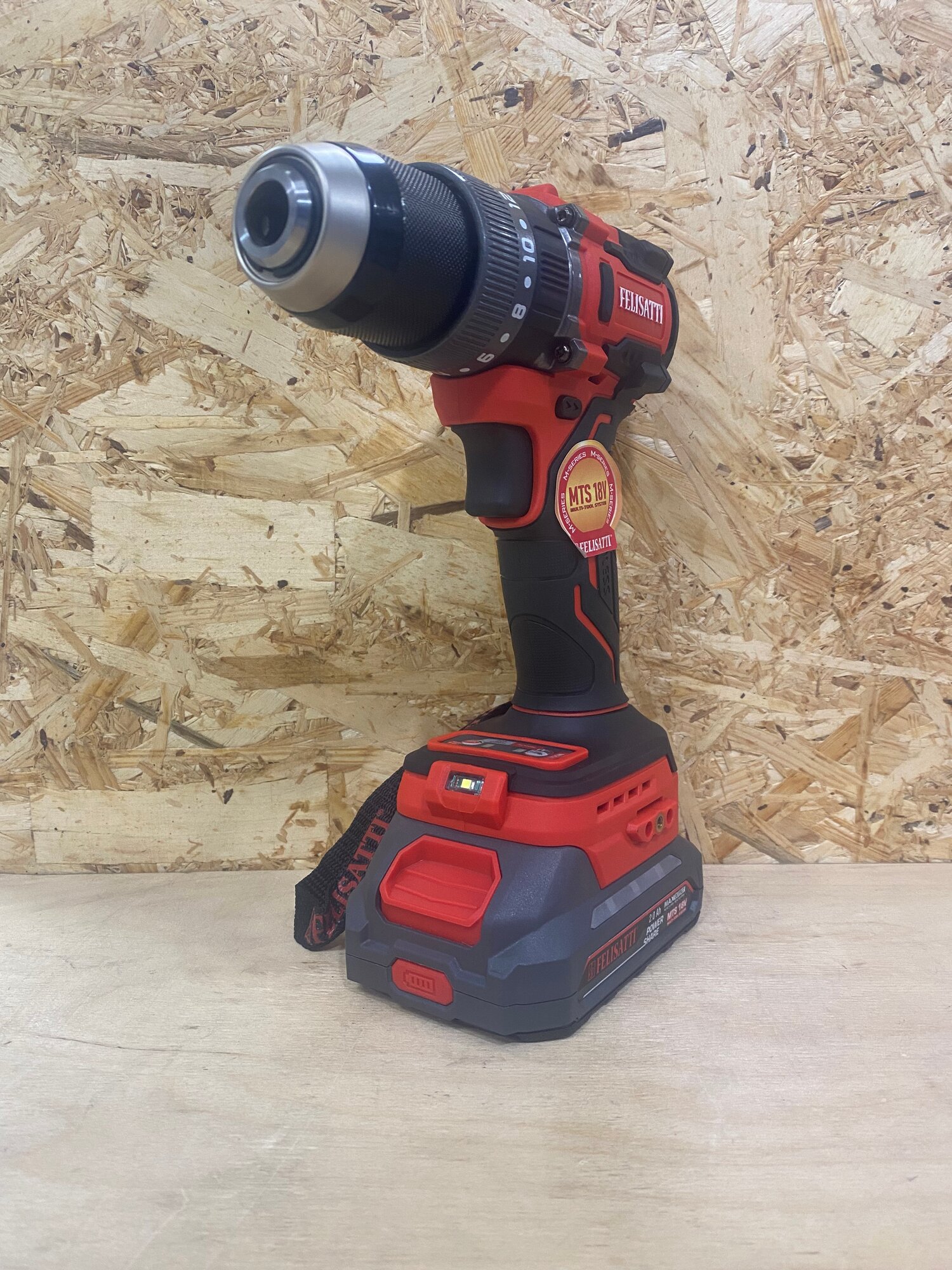 Аккумуляторная дрель-шуруповерт ударная Felisatti FT 15738 (FT 1088) М-серия