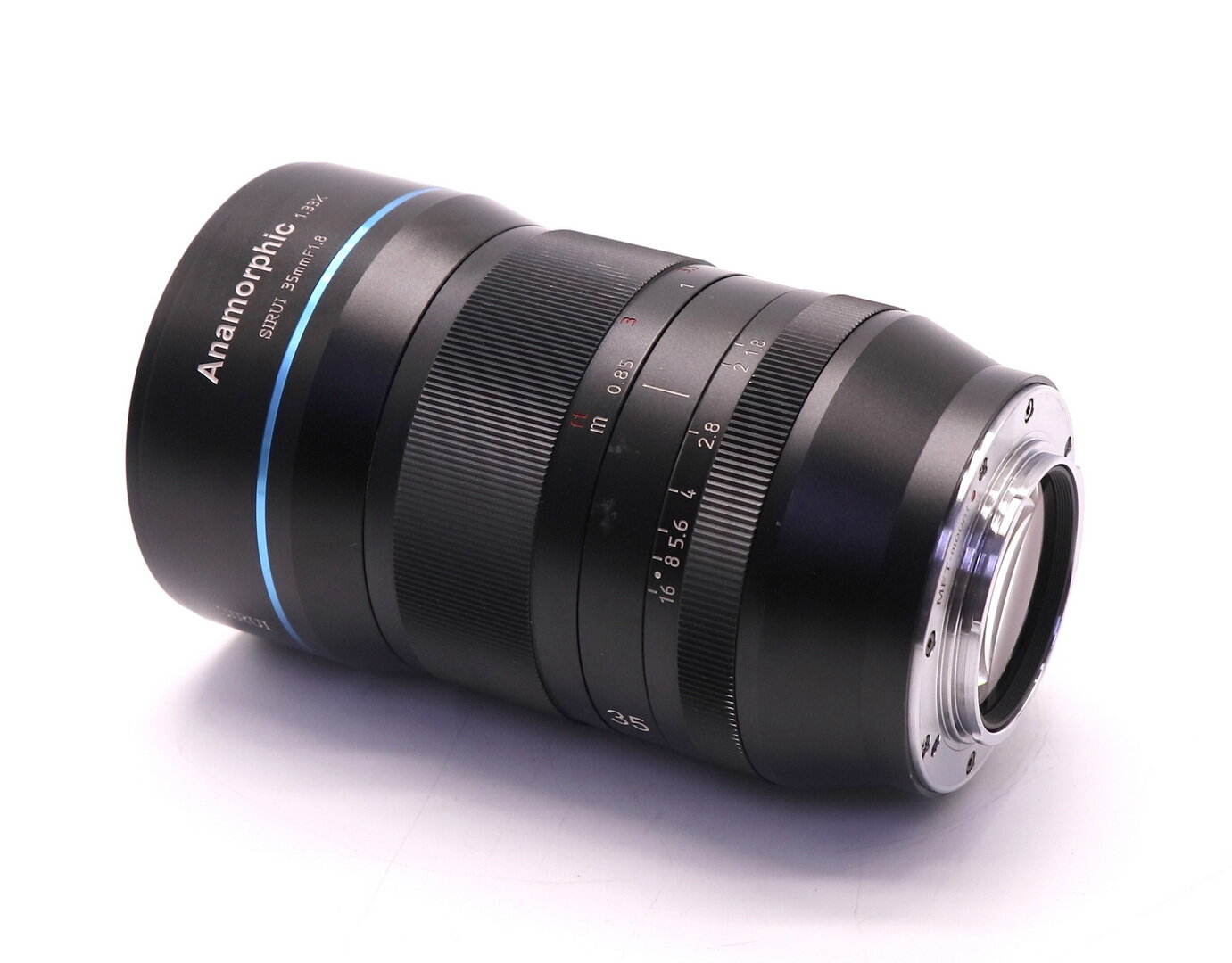 Объектив Sirui 35mm f/1.8 Anamorphic для Micro 4/3 — фото 1