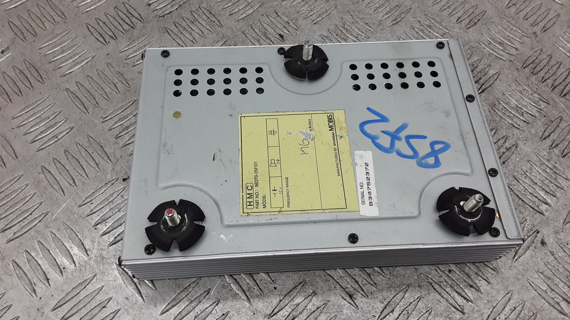 Усилитель музыки HYUNDAI GENESIS, Номер 963703101