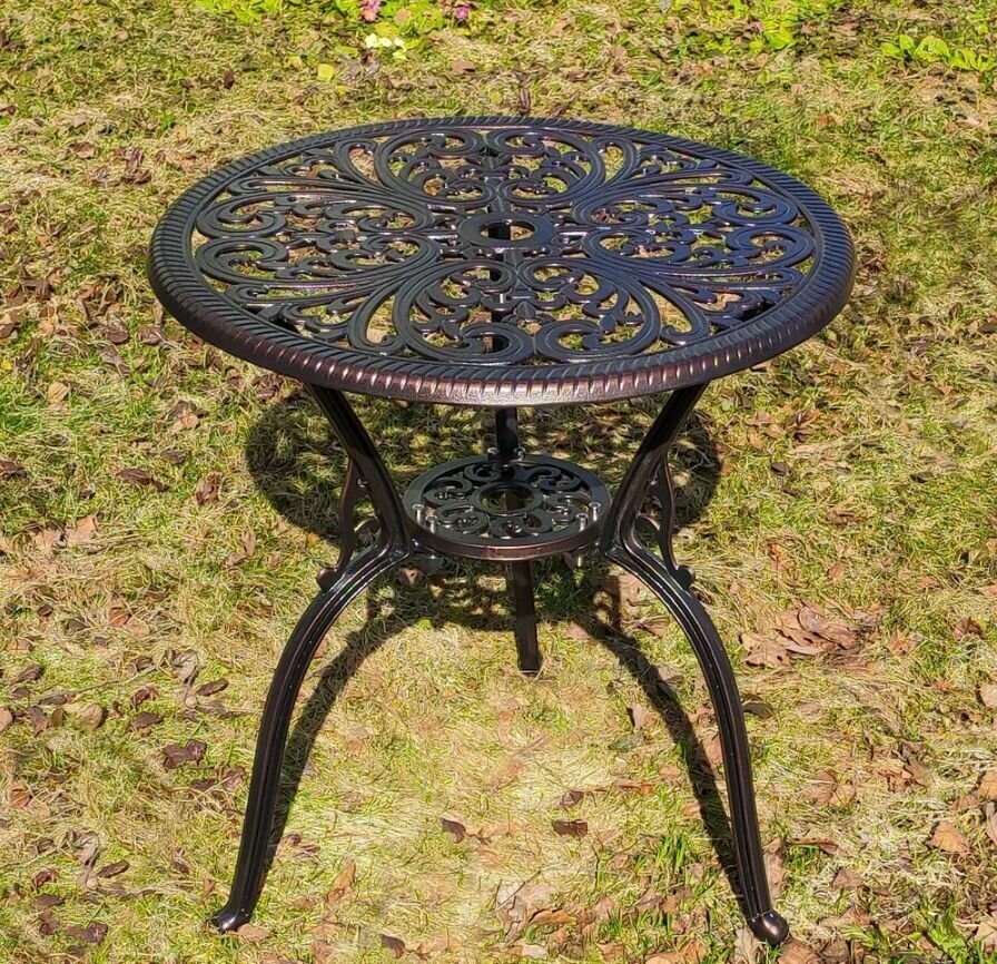 Садовый стол