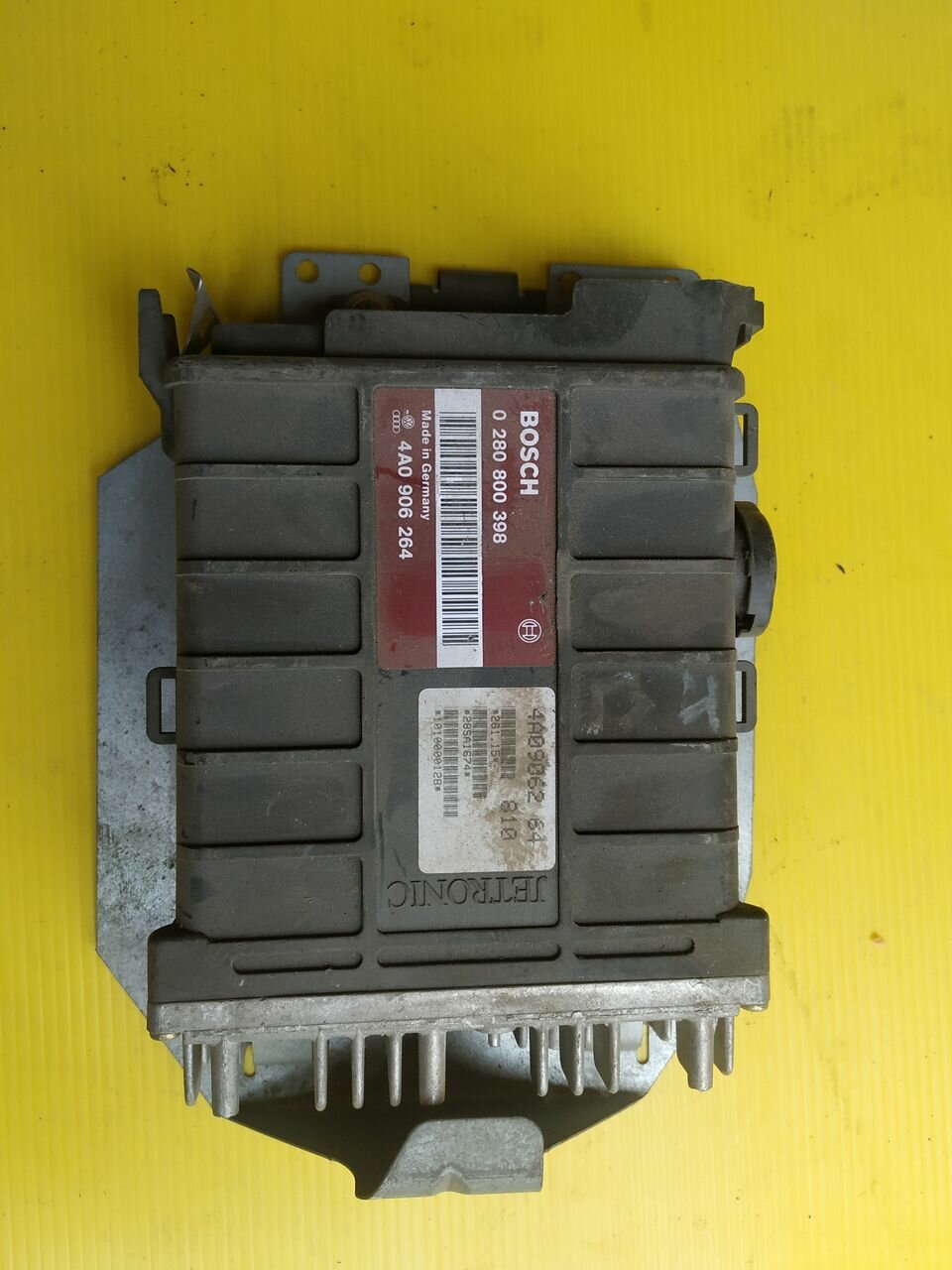 Audi 80 B3 Блок управления двигателем