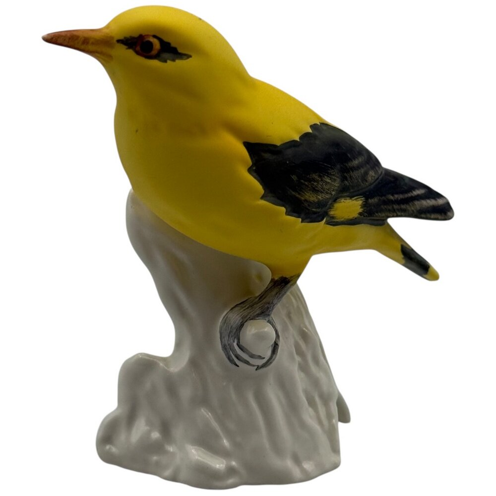 Фарфоровая статуэтка "Птицы Иволга", 7.5 см, 1979-1991 гг, Goebel, Германия