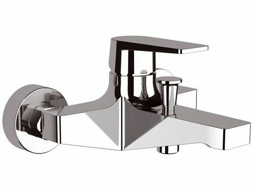 Смеситель Remer для ванны короткий нос RR D05.