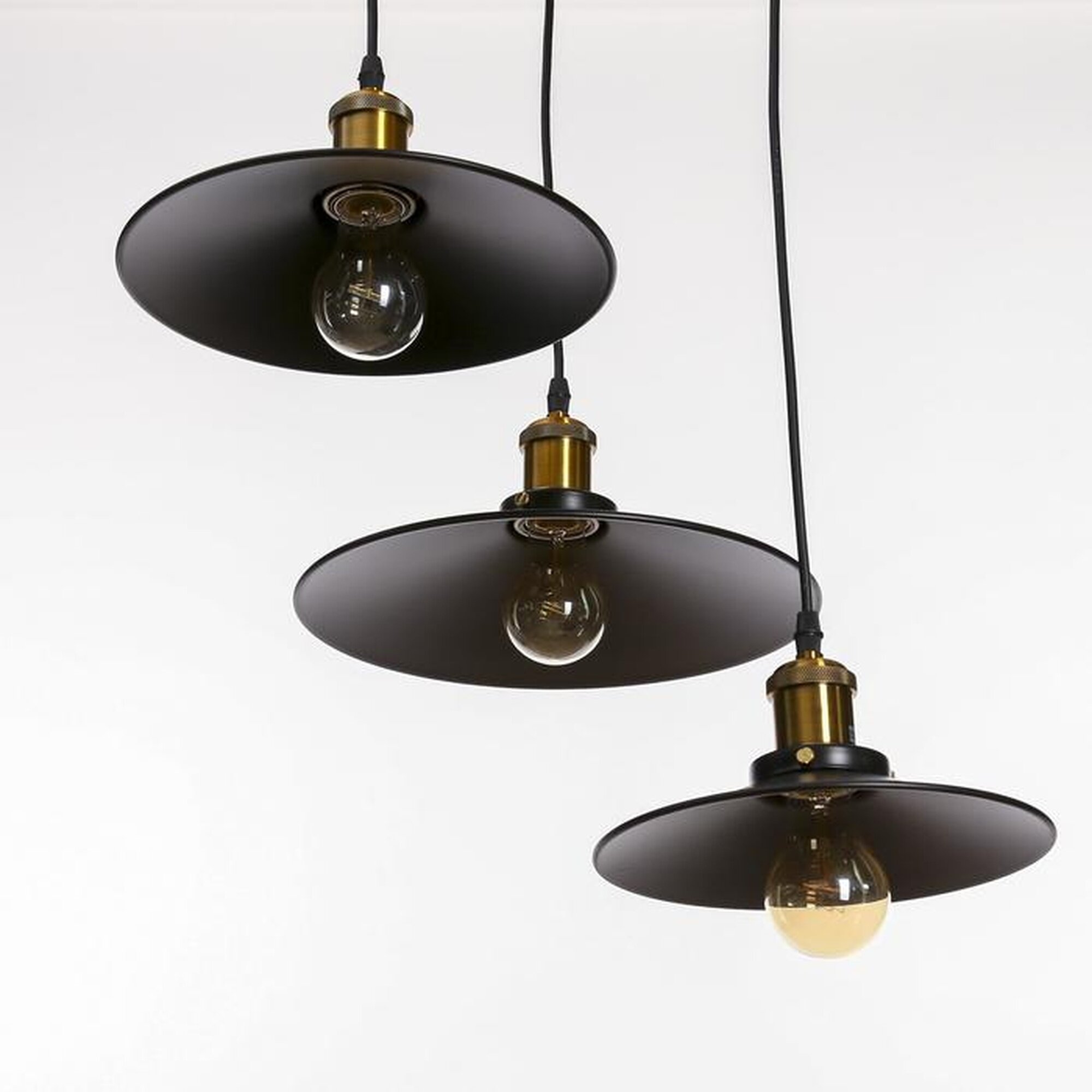 Люстра BayerLux Квеснел, E27, 3 лампы, 40 Вт, металл, 30 х 30 х 10 см, черный