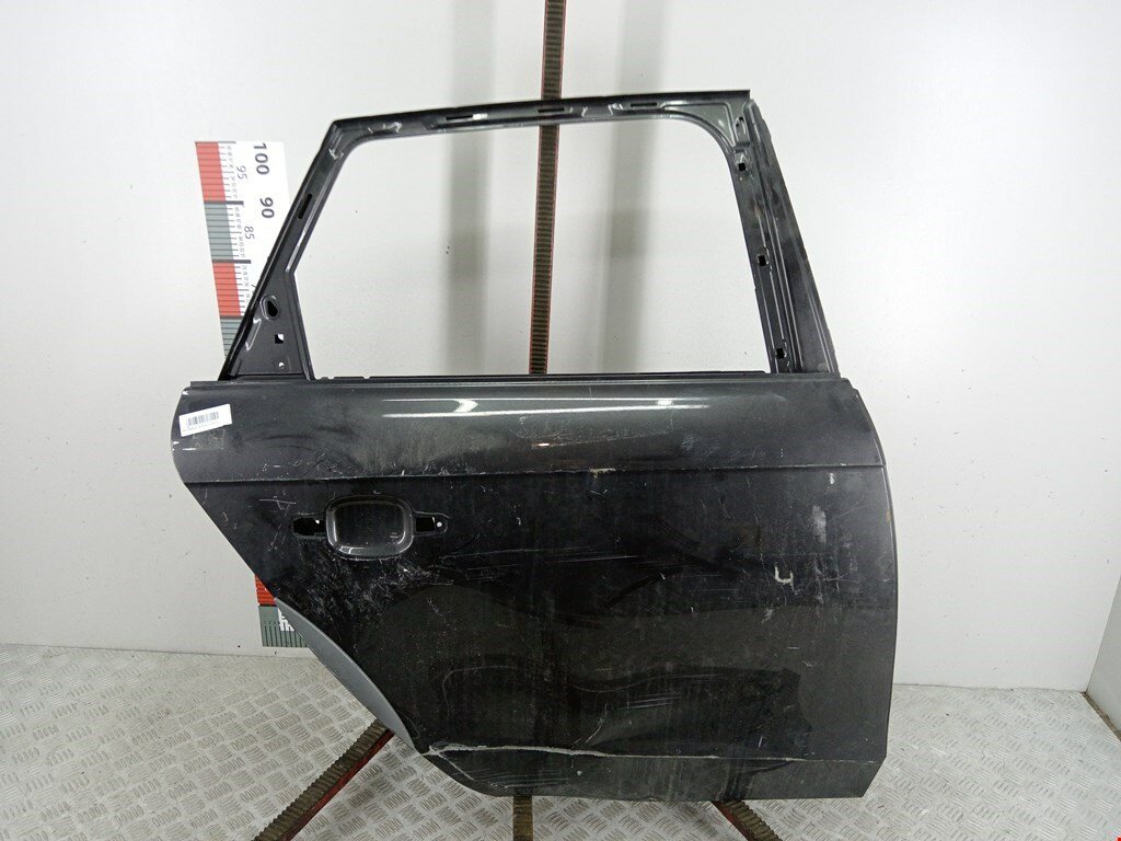 Дверь задняя правая Audi A4 B8 8K9833052D арт. 2231260