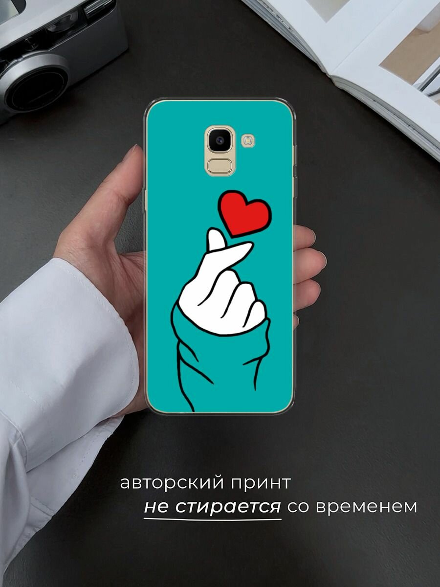 Чехол на Samsung Galaxy J6 2018 / Самсунг Галакси Джей 6 2018 с принтом "Маленькое сердечко" — фото 1