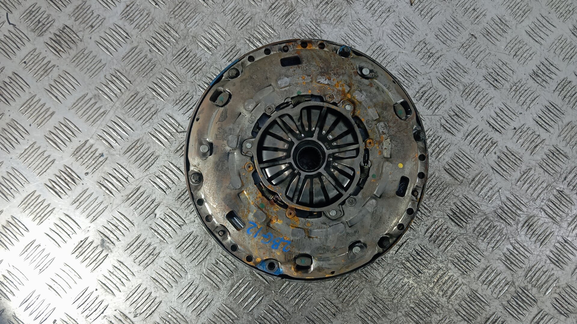 Маховик демпферный дизельный OPEL ZAFIRA C