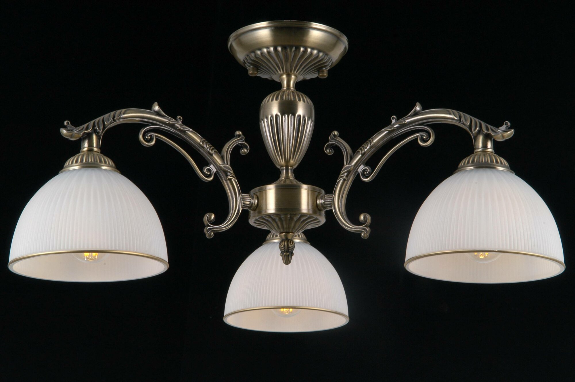 Люстра Классика бронза потолочная на 3 лампы E27