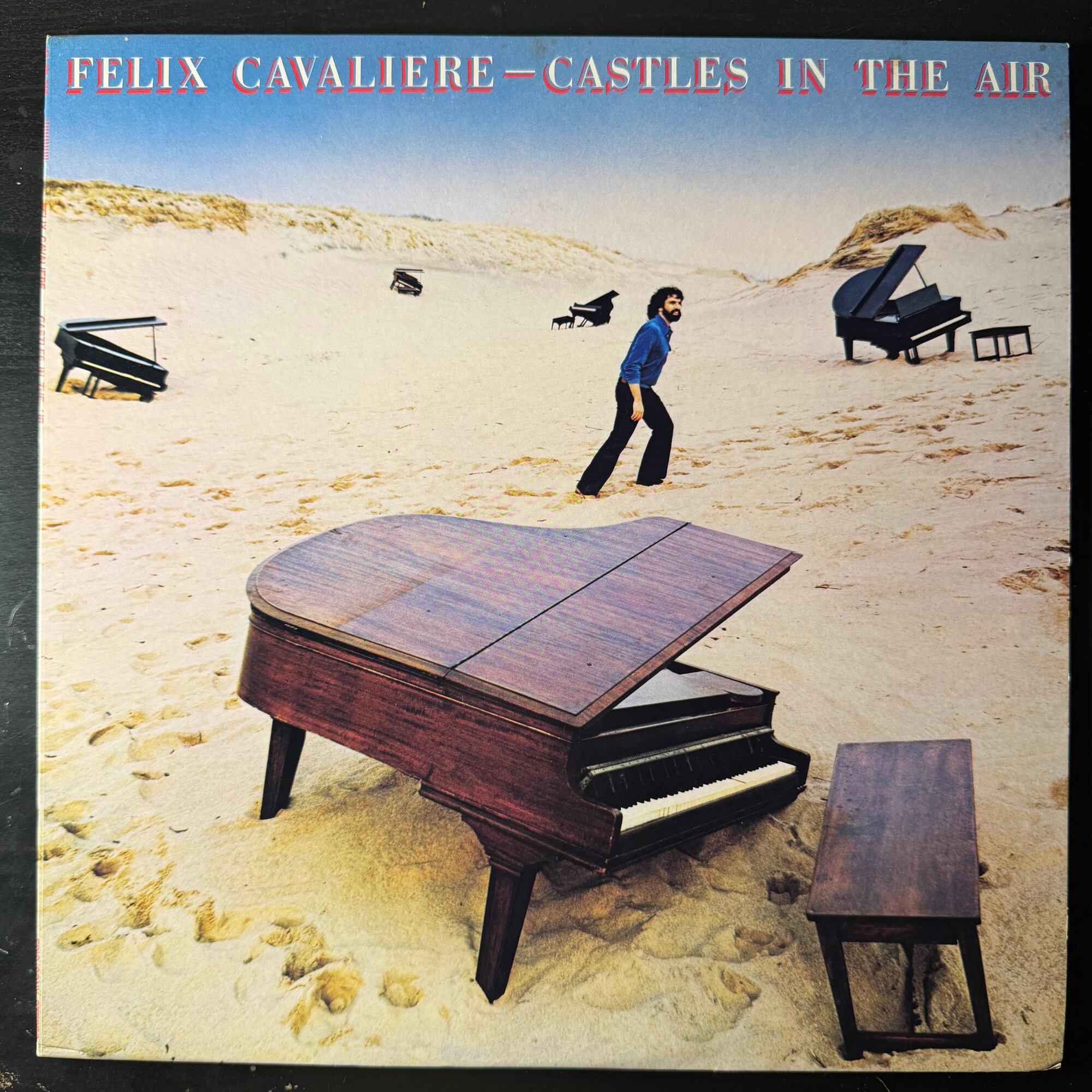 Виниловая пластинкаFelix Cavaliere Castles In The Air (Япония 1979г.)
