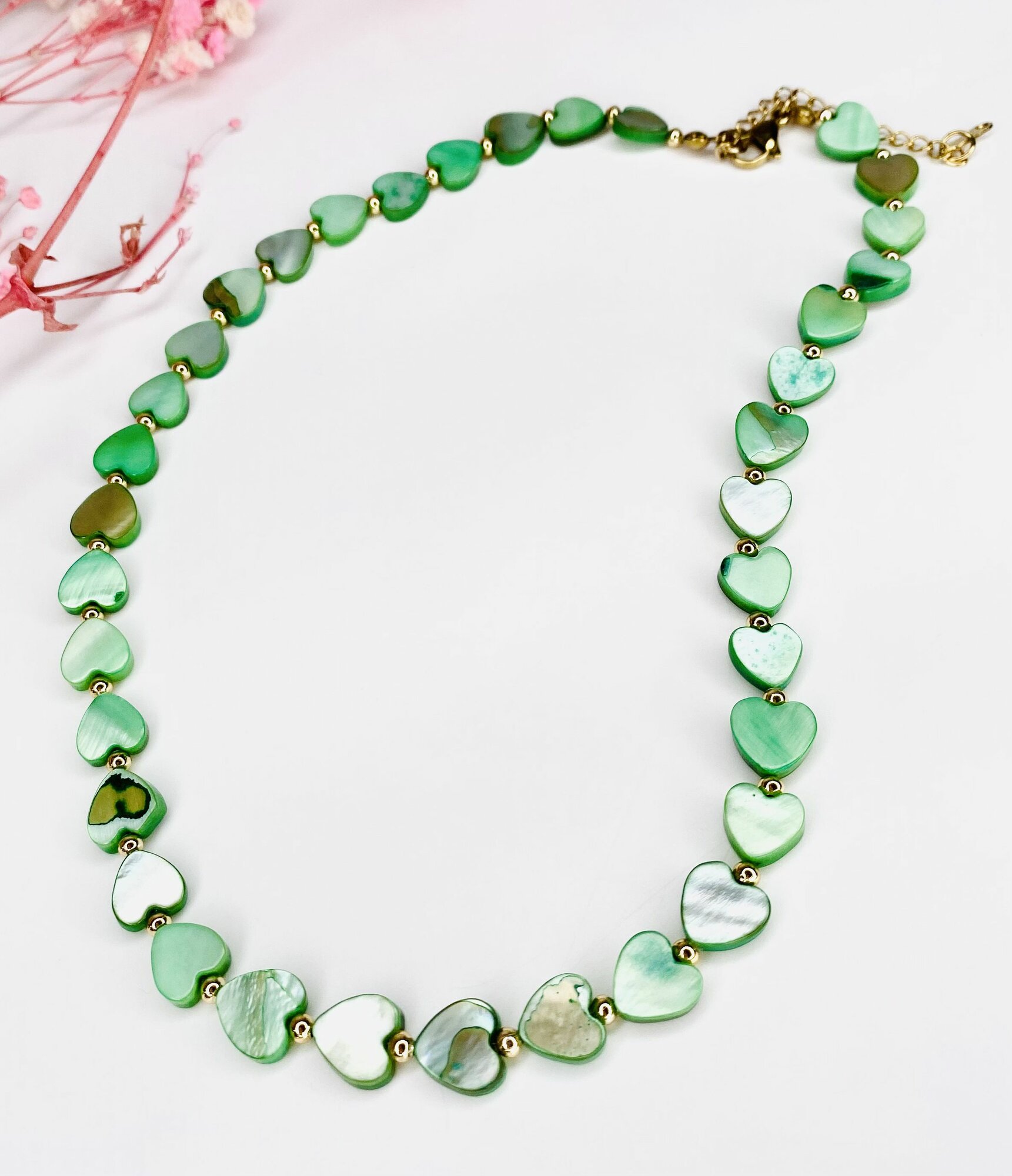 Колье, пластик