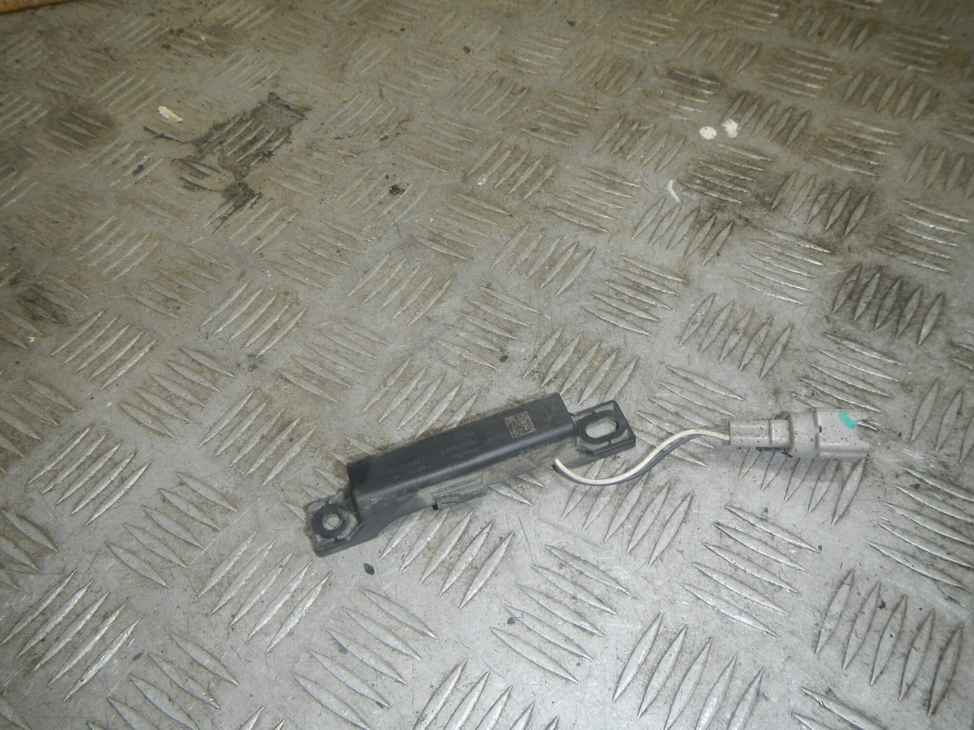 Б/У Антенна, Geely (Джили)-COOLRAY (20-) GEELY COOLRAY (20-) Сломано крепление. 563262 GEELY арт. 7085014200