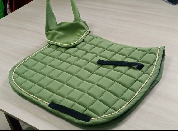 Комплект "Оливковый для лошади" - ушки full и вальтрап