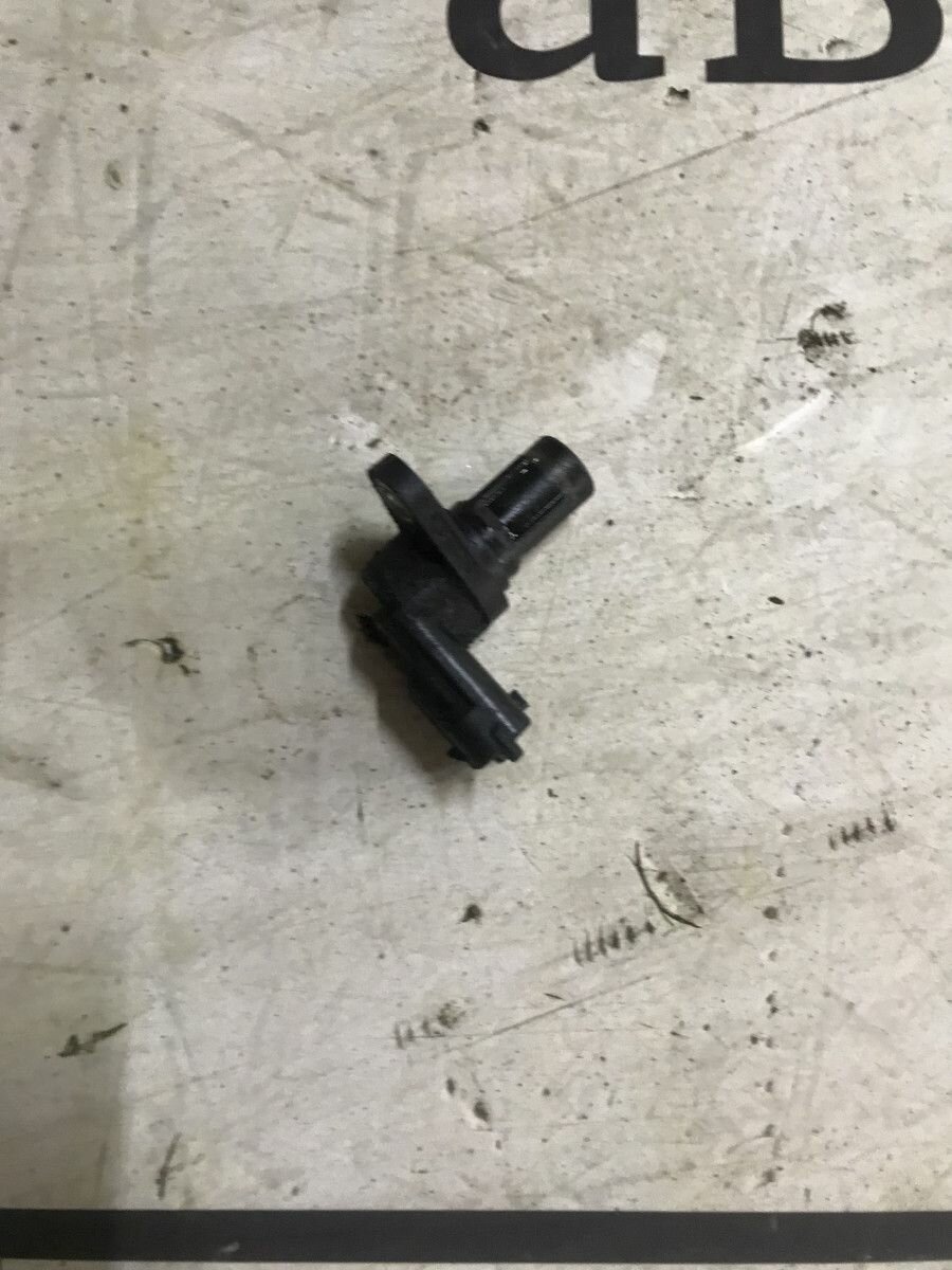 Датчик положения распредвала Kia Ceed ED (2006—2010) 393502B010