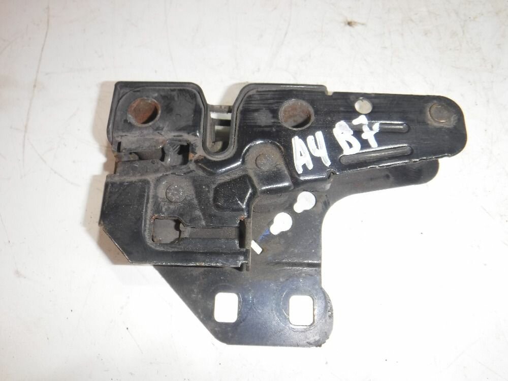 Замок капота Audi A4 B7 8E0823509B