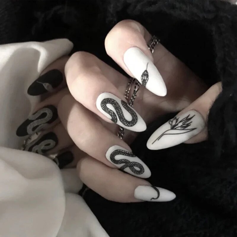 24 шт./кор, черный цвет, милый крутой черный пресс на ногтях, элегантные блестящие накладные ногти с искусственными драгоценными камнями, короткие накладные ногти с круглой головкой