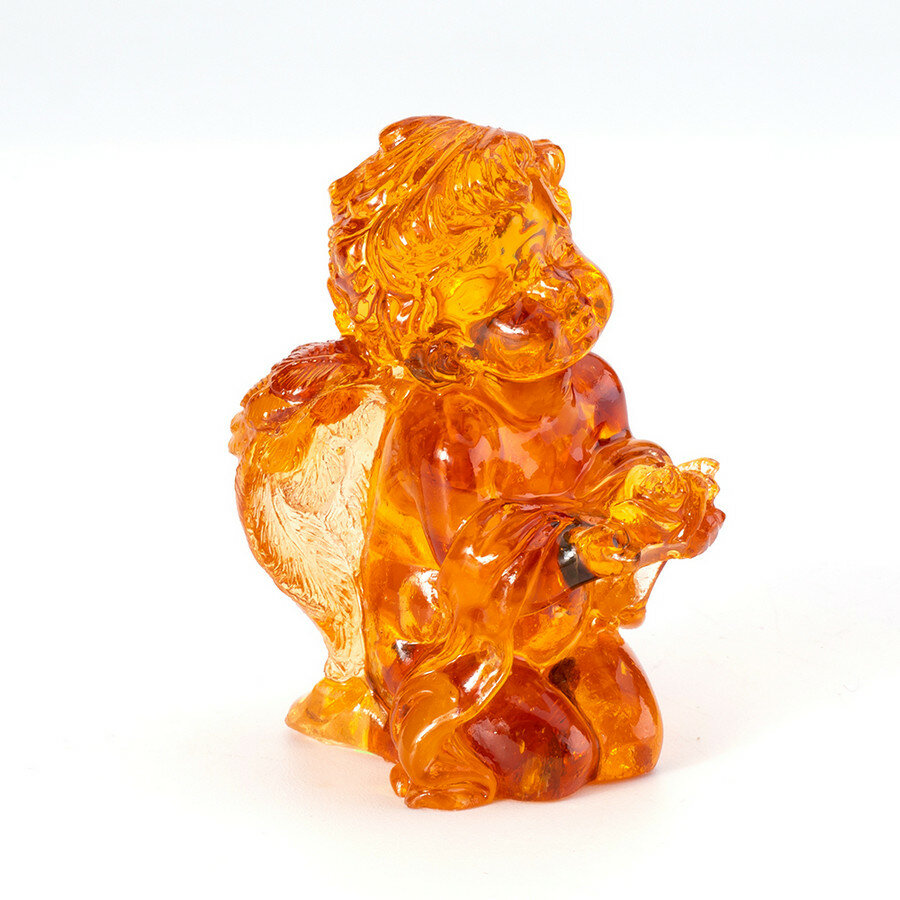 Оригинальная статуэтка с натуральным янтарем "Ангел с цветком"