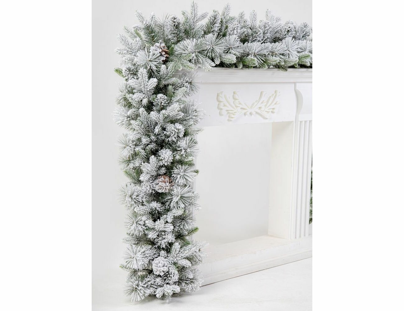 Гирлянда хвойная с шишками зимнее серебро, заснеженная, хвоя - литая+леска, 240 см, царь елка ВТК/ЗМН/СРБ-240