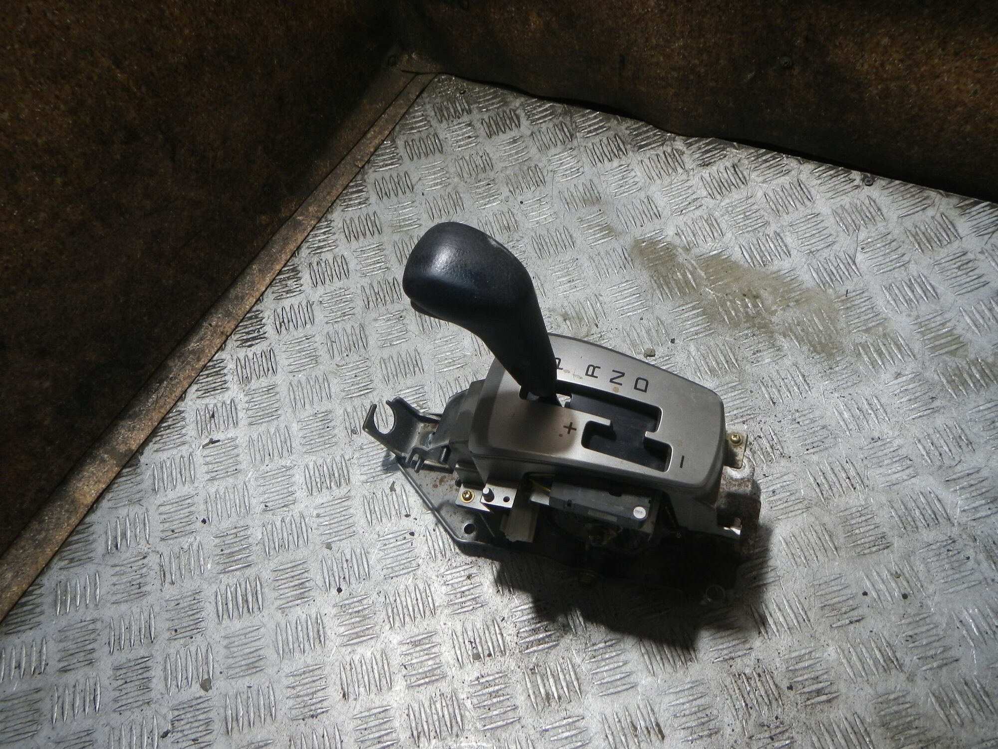 Б/У Кулиса КПП, Mitsubishi (Митсубиси)-LANCER 9 (CS) (03-06) MITSUBISHI LANCER 9 (CS) (03-06) AKПП,в сборе. Без видимых п...