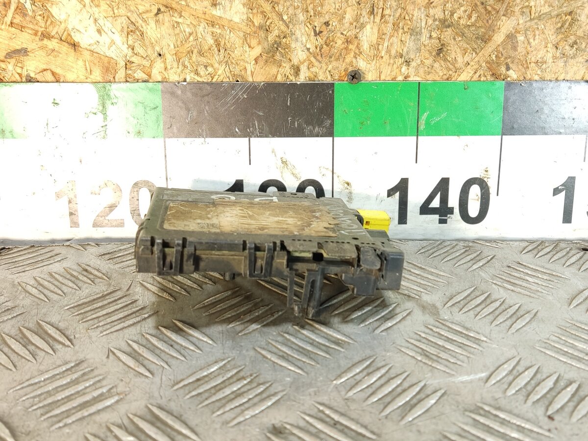 Блок электронный VOLKSWAGEN Passat B6 3C0953549J