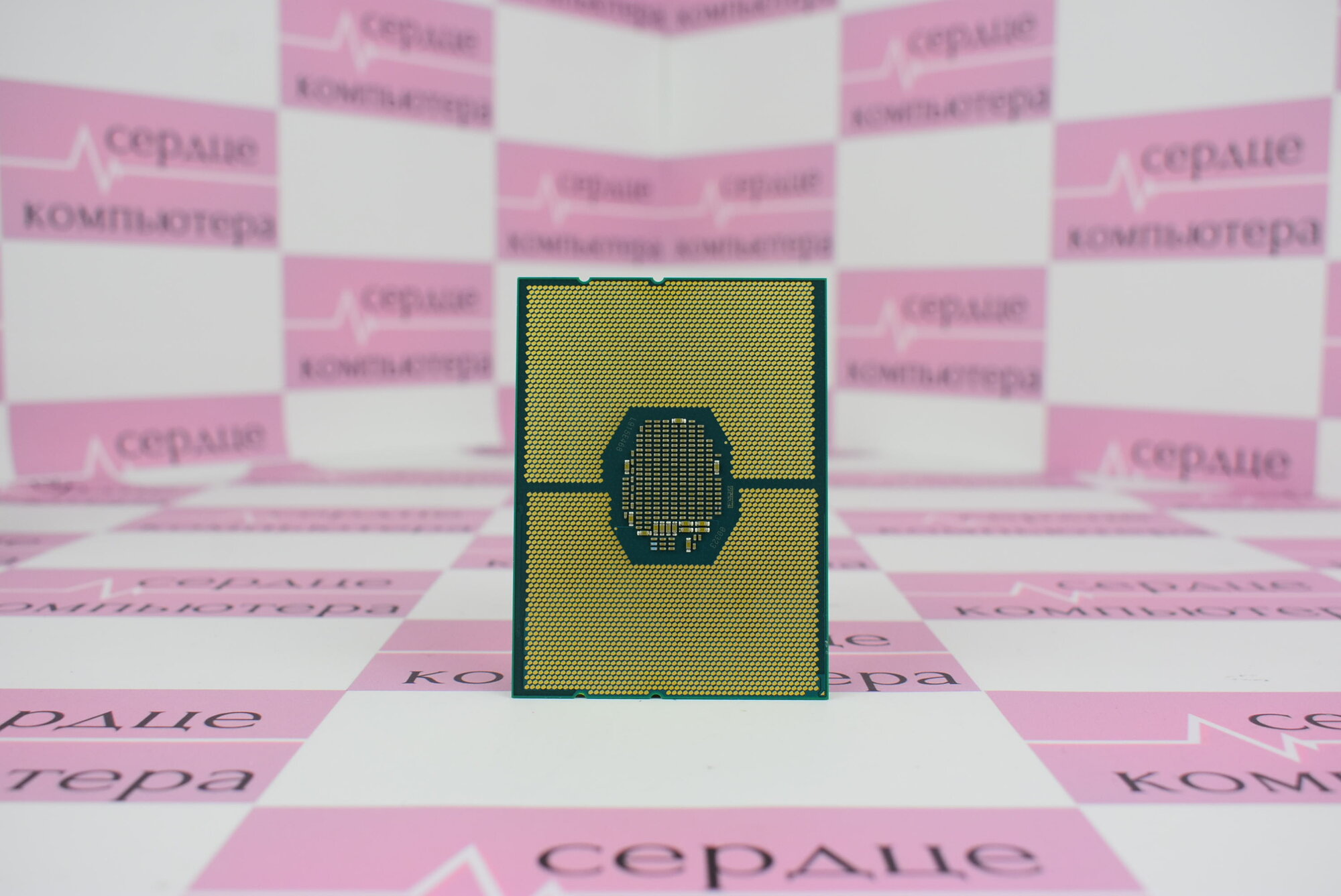 Процессор Intel Xeon Gold 6150, 2700MHz, 18 ядер, сокет LGA3647 — фото 1