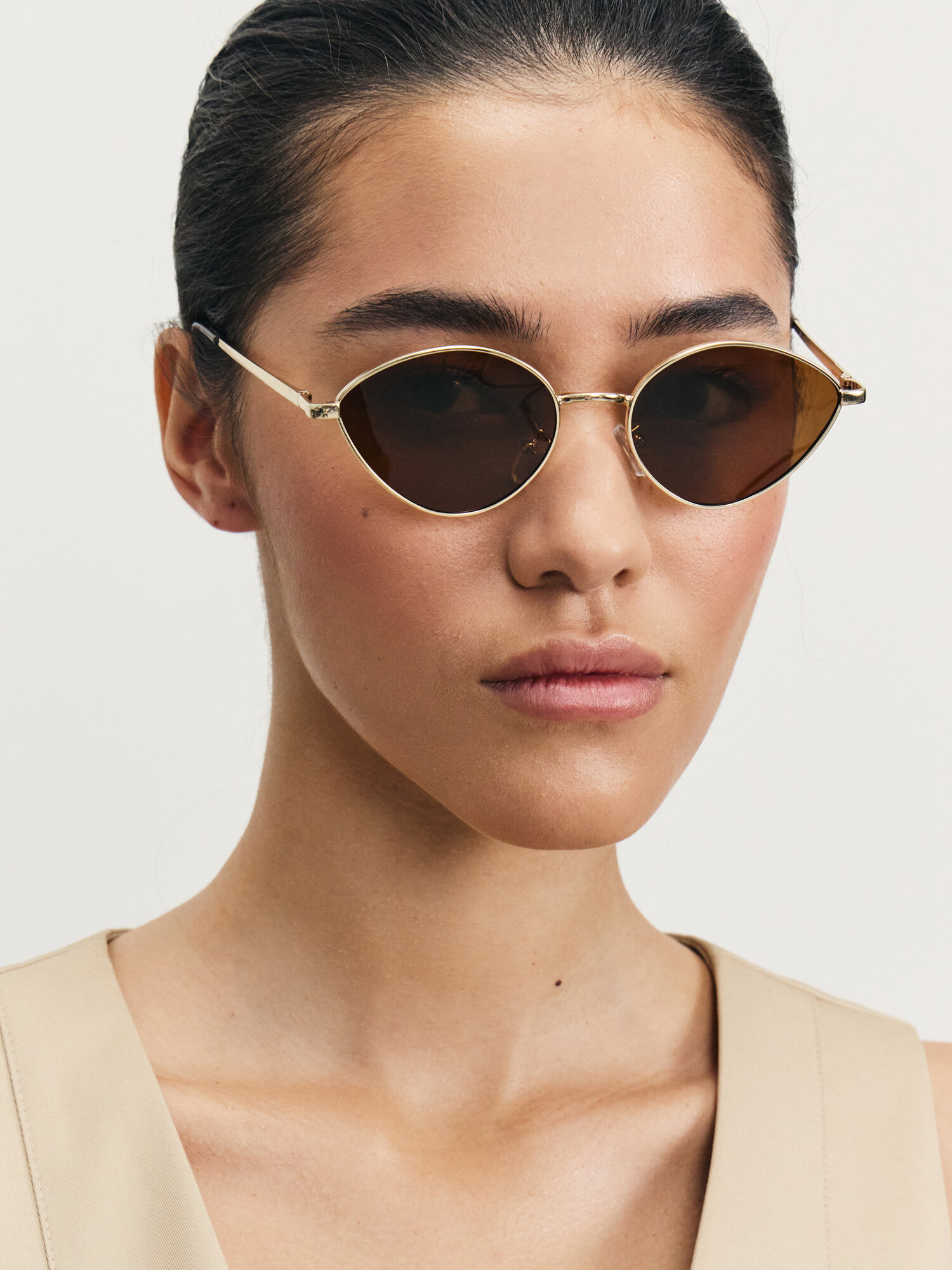 Солнцезащитные очки Zarina