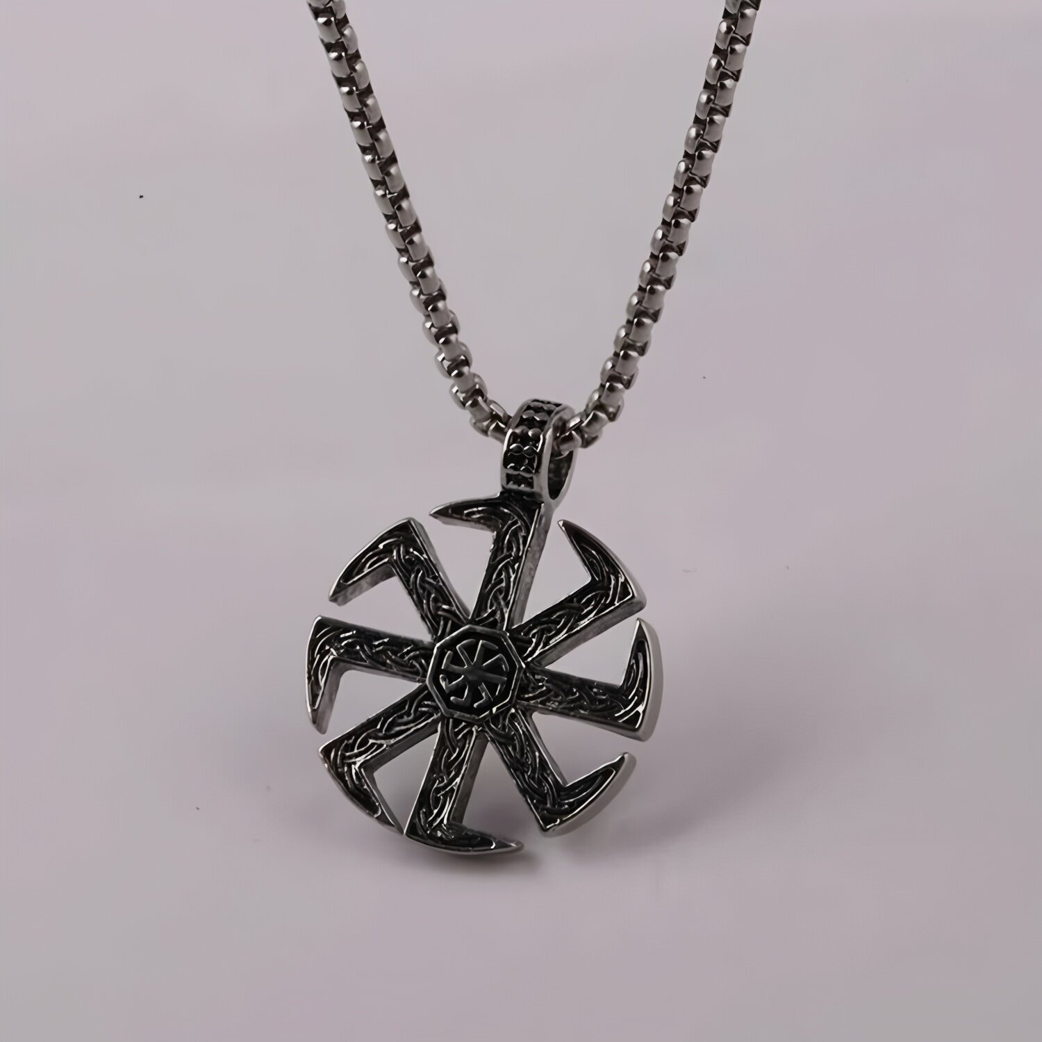 Оберег Коловрат, металл, на цепочке, цвет серебристый/серый металлик