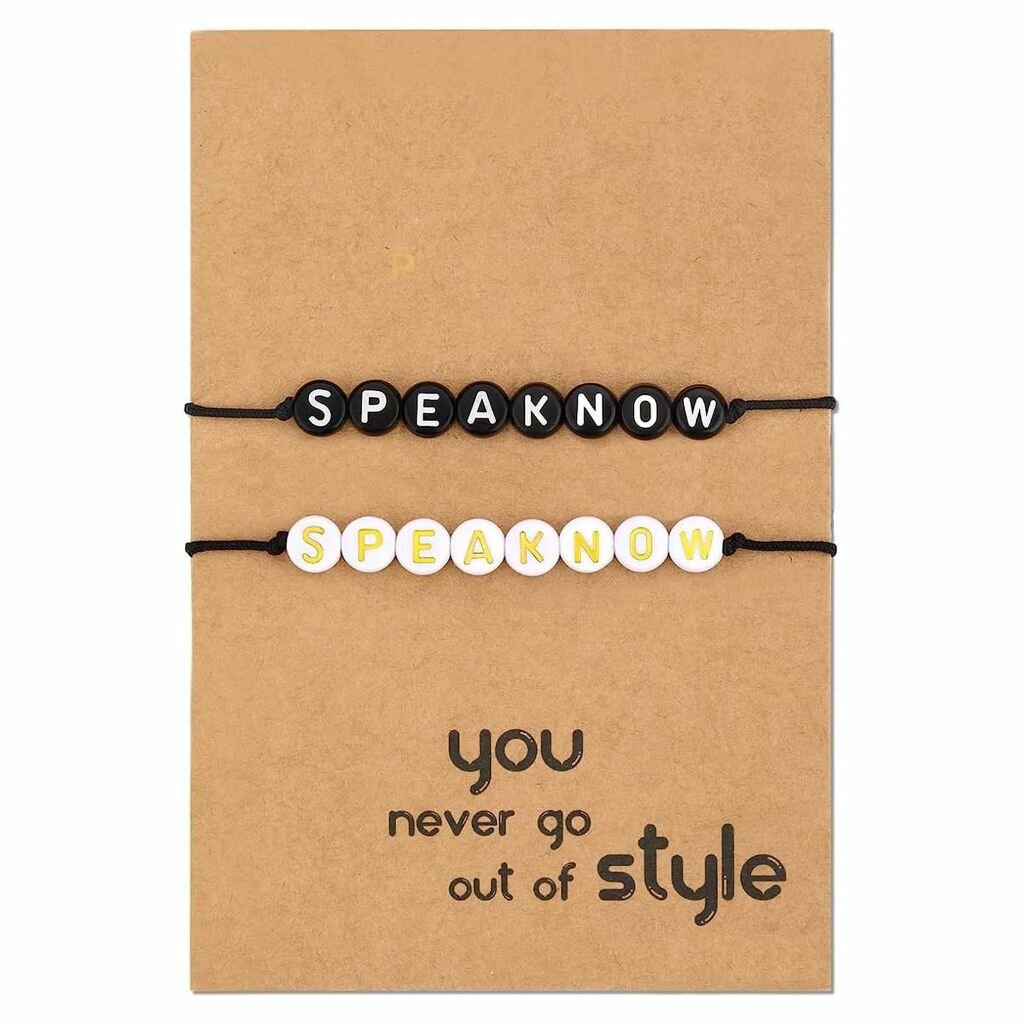 Модные браслеты-цепочки с буквами