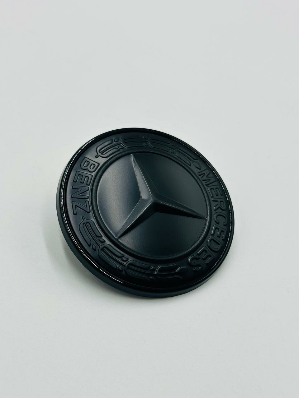 Эмблема знак на капот Mercedes Benz Black 57мм на Ножках