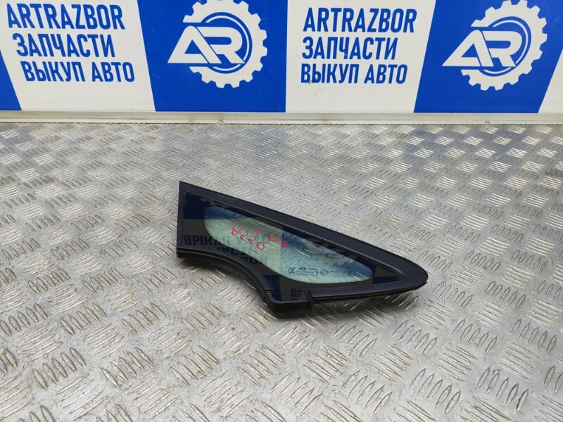 Б/У Стекло кузовное переднее правое Kia Cerato 3 YD / Киа Церато 3 YD 1.6 G4FG 130 Л.С 2016