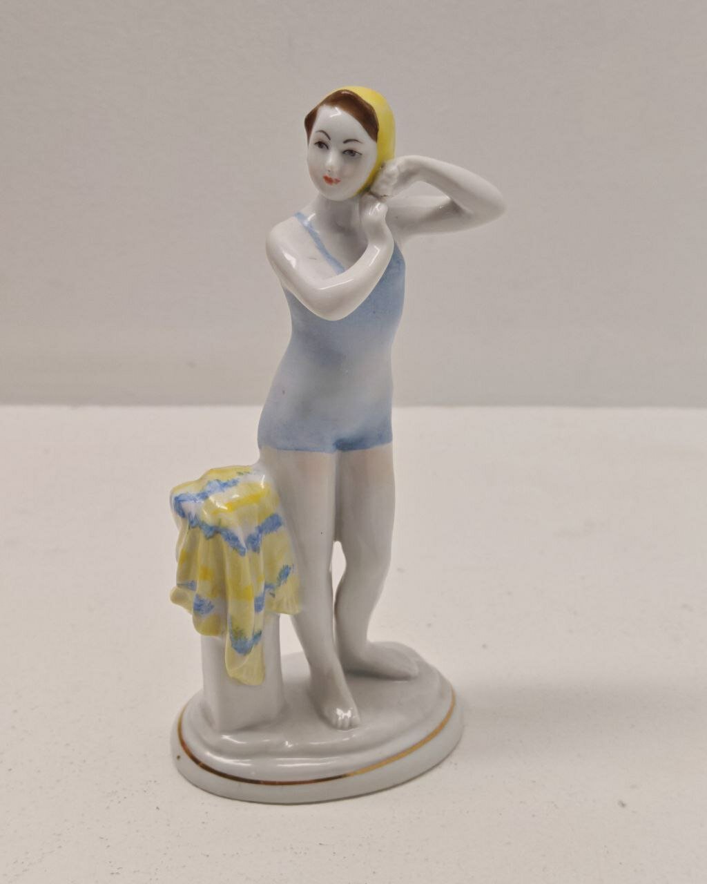 Статуэтка "Юная пловчиха" (реставрация). СССР, Ленинградский фарфоровый завод