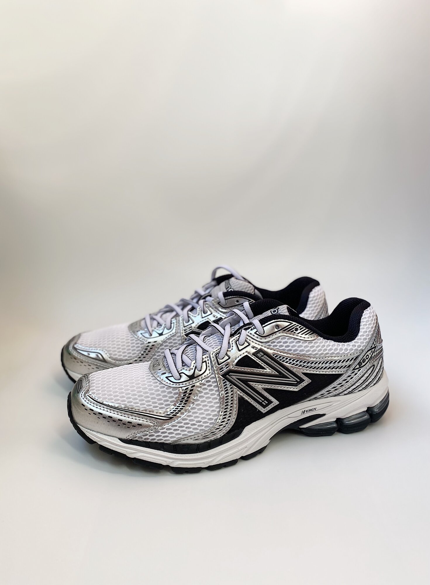 Кроссовки 860