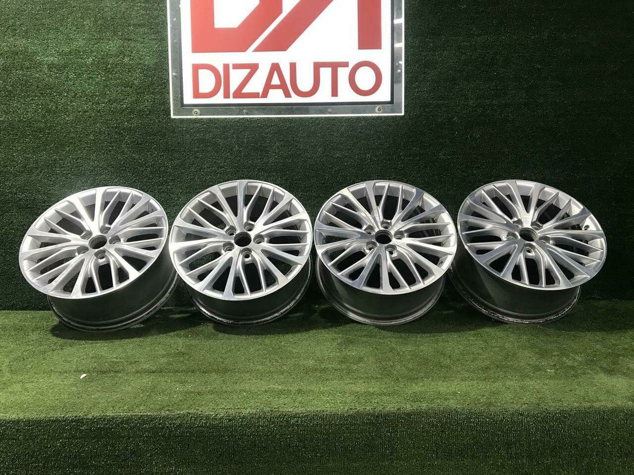 Диск Комплект дисков R18 Toyota Camry 8 XV70