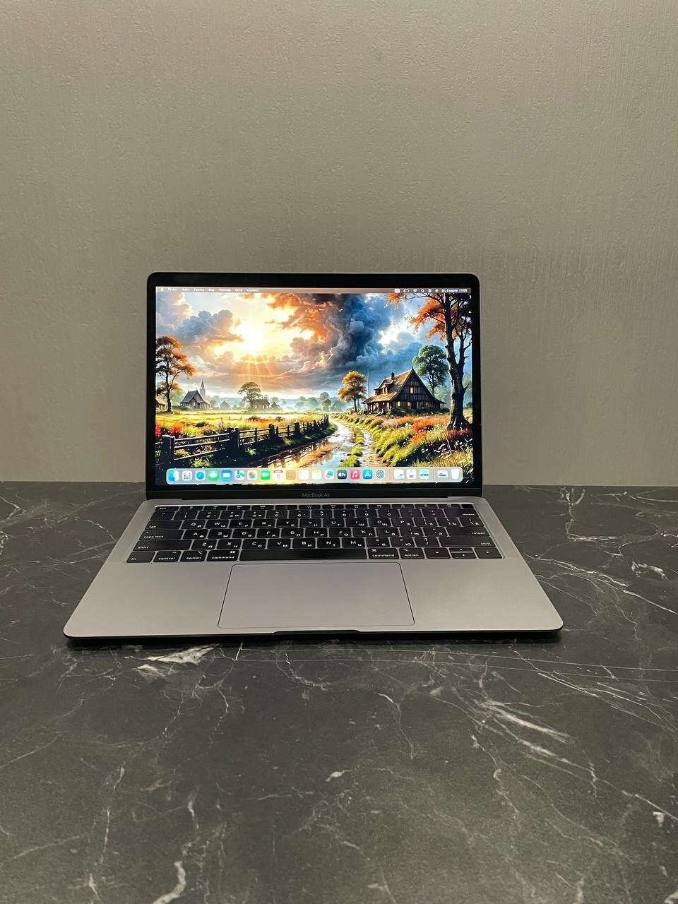 13.3" Ноутбук Apple MacBook Air 13 2018, Intel Core i5 1.6 ГГц, 16 ГБ/128 ГБ, Intel UHD Graphics 617 1.5 ГБ