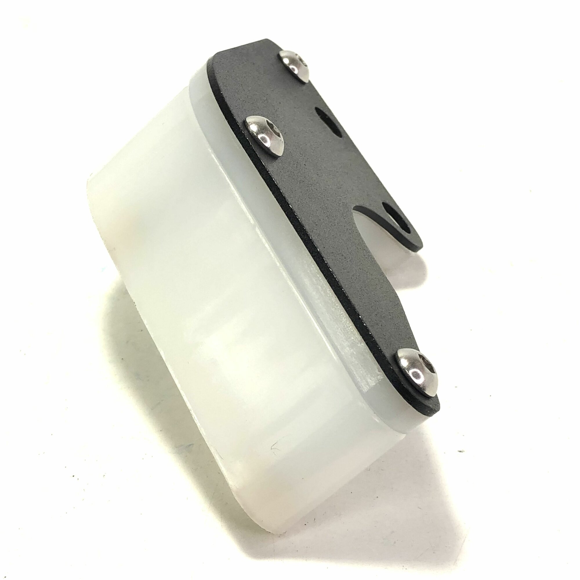 Успокоитель цепи (ловушка) черная