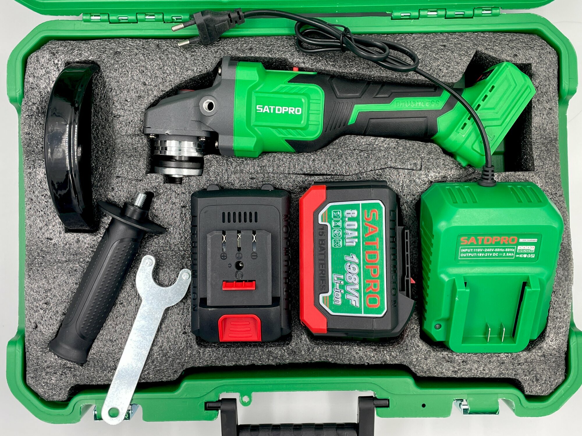 Болгарка бесщеточная аккумуляторная 125 мм угловая шлифовальная машина, 21 В, 2 АКБ Li-ion 8 Ач Satdpro 198Vf УШМ