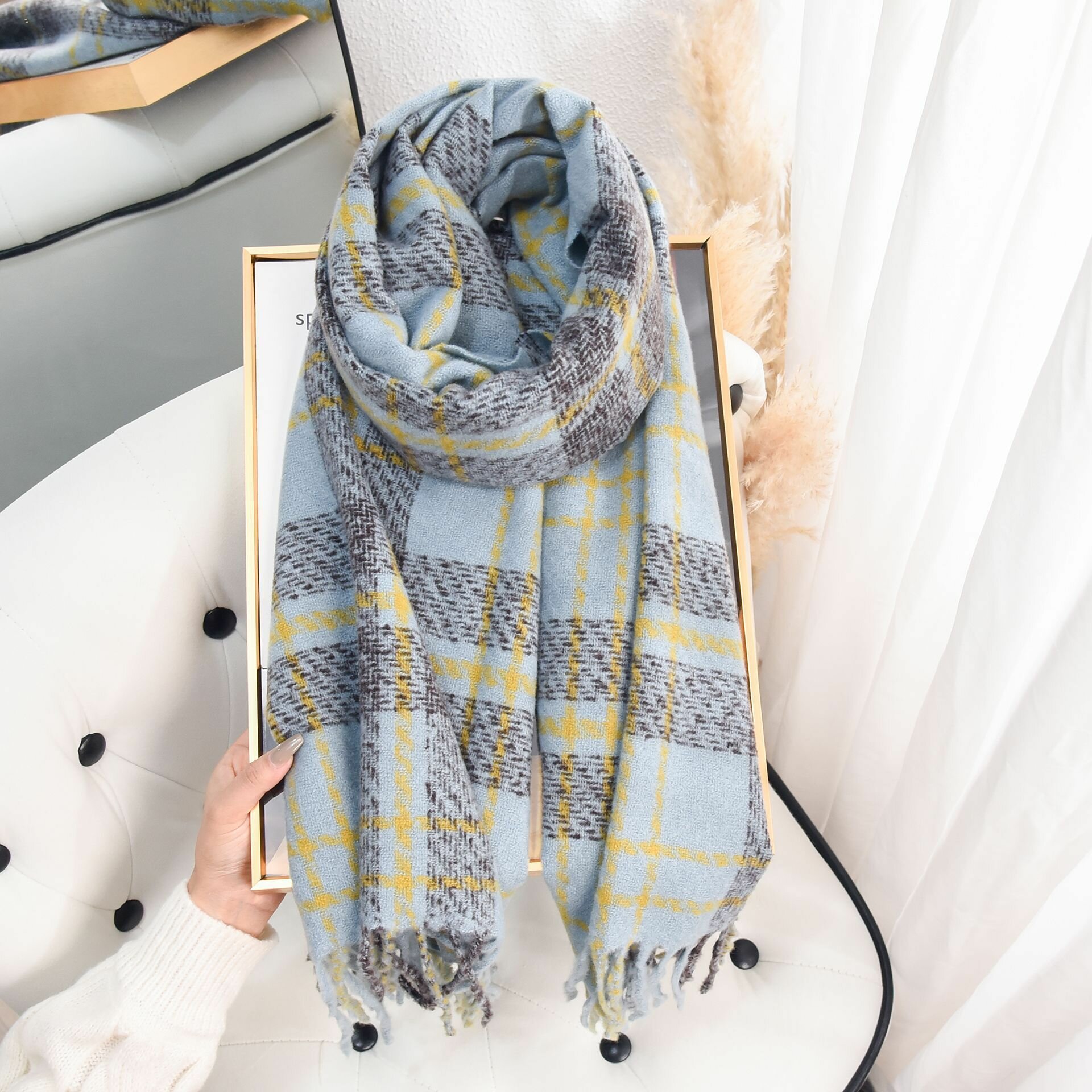 Шарф для женщин