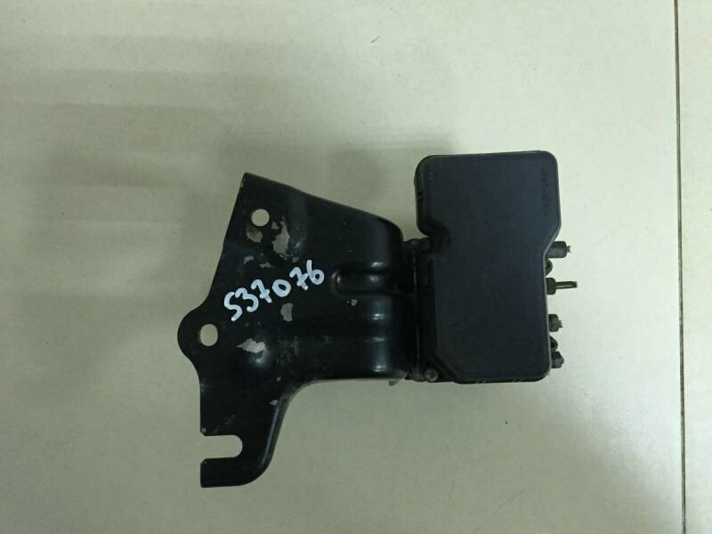 Блок ABS насос Toyota Corolla E150 2006-2013 кат.номер: 4405012210 4405012211 4451012390 8954112200 13511023010