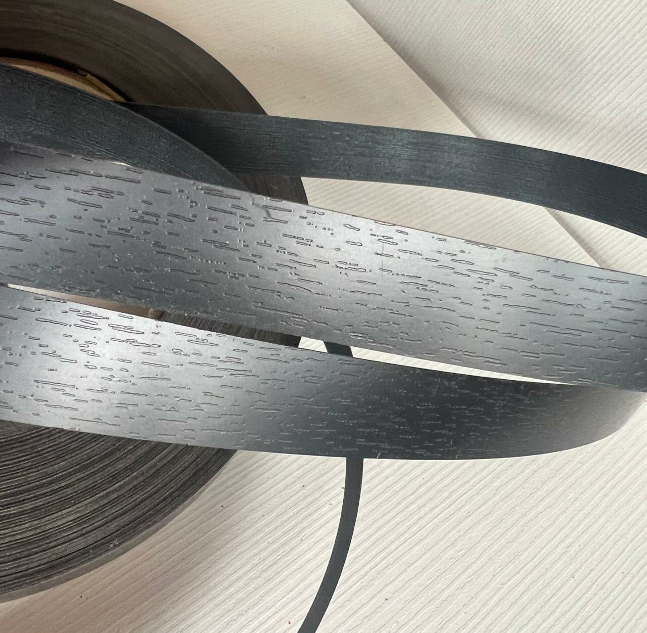 Кромка ПВХ для ЛДСП, 0,4 х19 мм, NERO черный - 3 метра, без клеевая