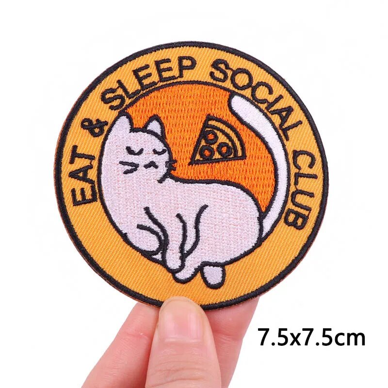 Нашивка "Eat & Sleep Social Club" с котиком и пиццей, 7.5x7.5 см, PE6830CT