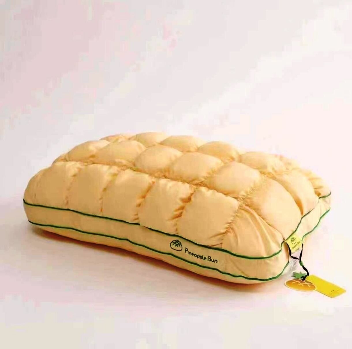Подушка для сна Pineapple Bun, 50х70, Ананас, в чехле с замком