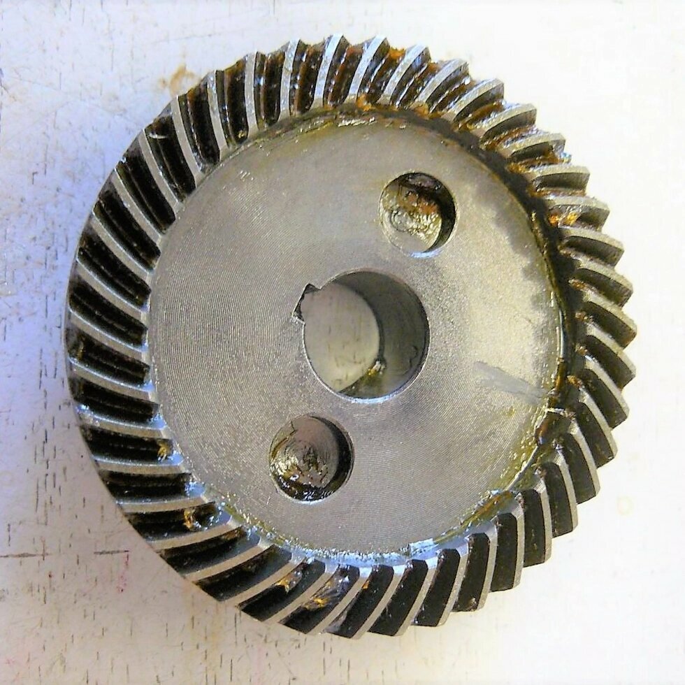 Шестерня Зубр болгарки УШМ-П180-2100ПВ УШМ-П230-2100ПВ ЗУШМ-230-2100П УШМ-230-2205П WS-230-2200S ведомая Z=41 ф65мм